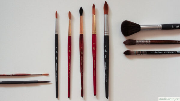 THE DIFFERENT TYPES OF PAINT BRUSHES; How To Choose The Right Brush